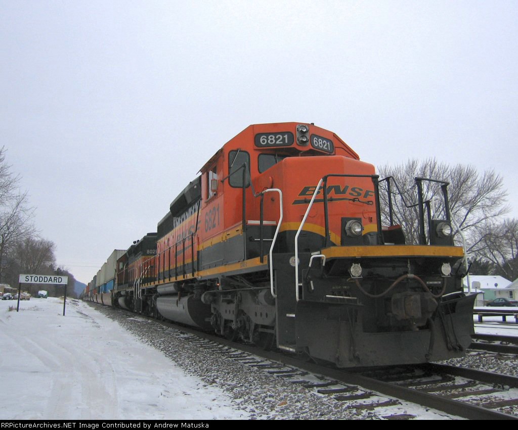 BNSF 6821